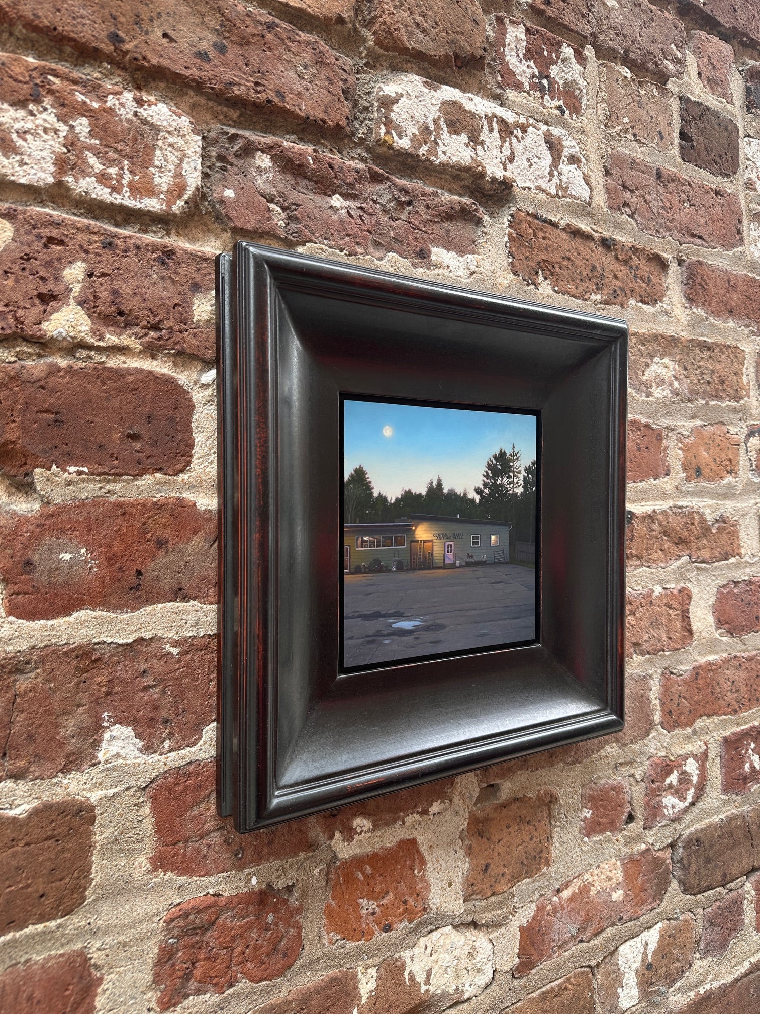 Antique – Robert Lange Studios