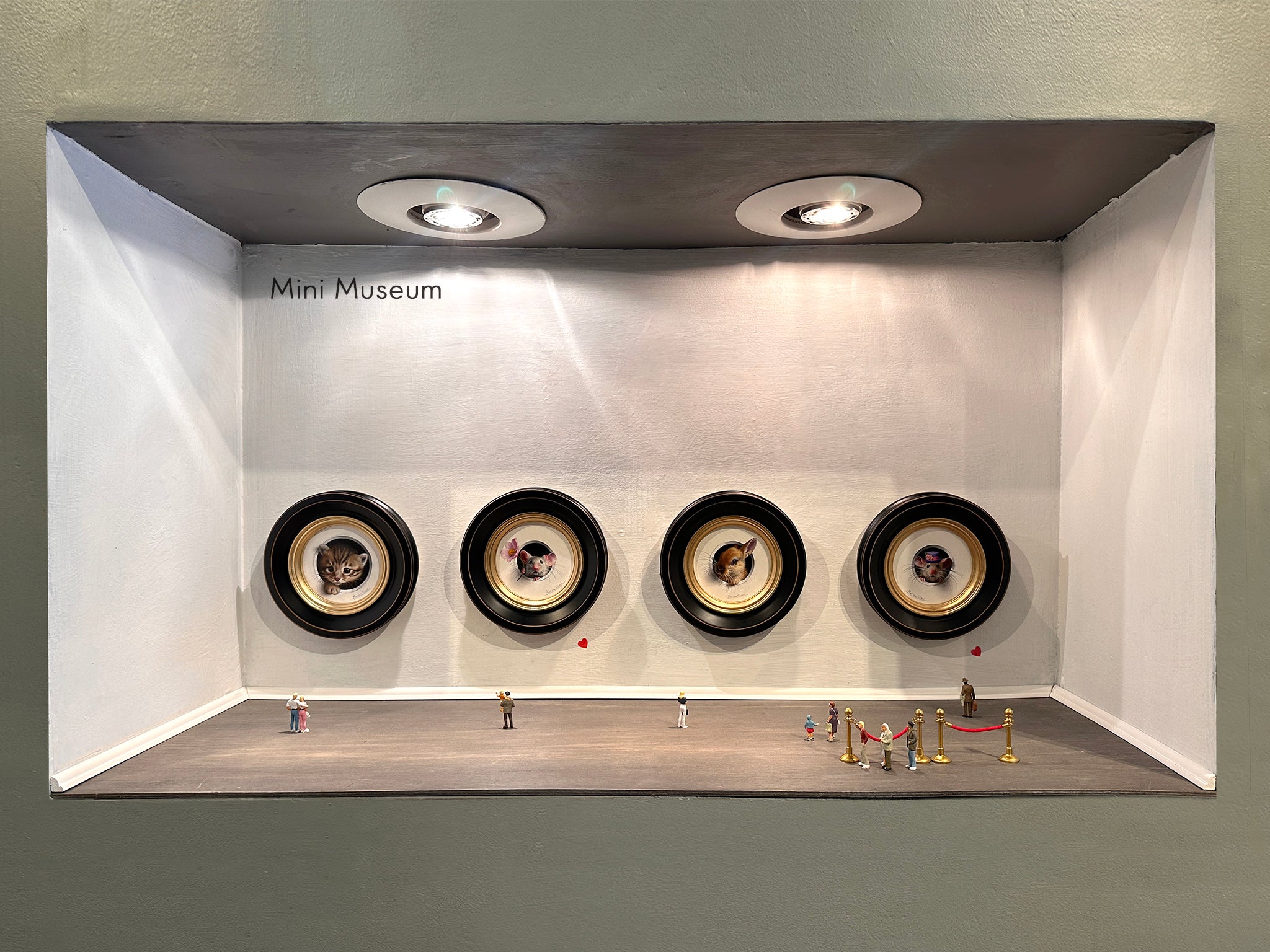 Mini Museum – Robert Lange Studios